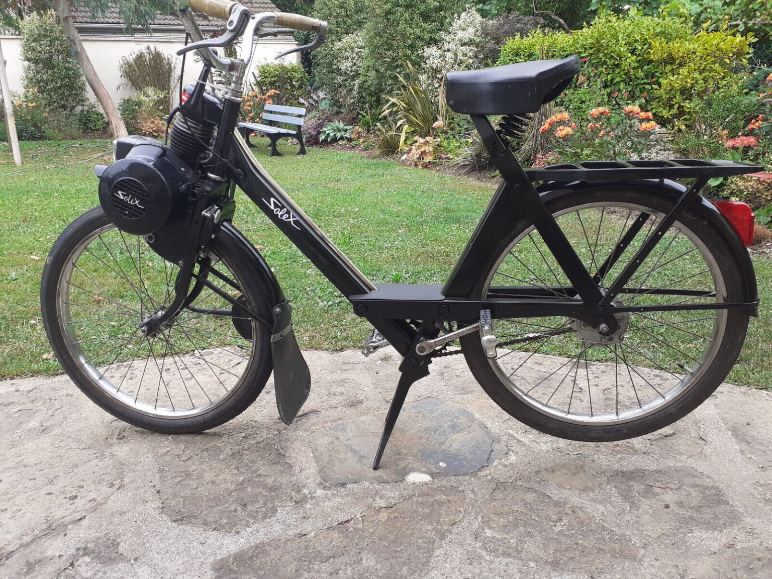 La renaissance du vélo Solex : Du mythe d'après-guerre à la ...